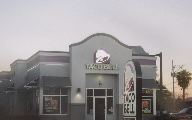 The Taco Bell Font and Its Effects on the Restaurant’s Visual Appeal ...