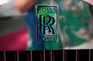 Rolls Royce Logo, Its Meaning, and History | HipFonts